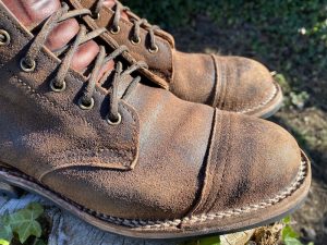 How to Break in Boots - 12 Expert Tricks for Tough Boots | Stridewise