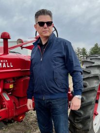 Baracuta G9 Jacket Review: The Lightweight Look That Works On Anyone ...