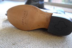 Chisos Boot Review | One Month In the Most Comfortable Cowboy Boots ...