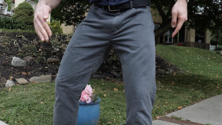 Huckberry 365 Pants Review, After 1 Year | Stretchy, But They Stretch ...