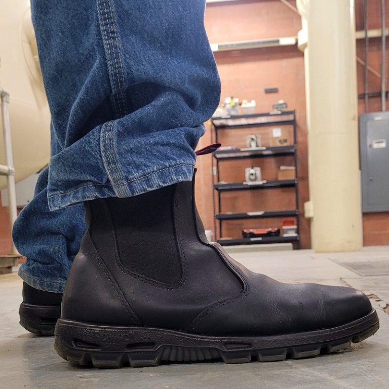 Redback Easy Escape Review: A Field Test of Australian Work Boots ...