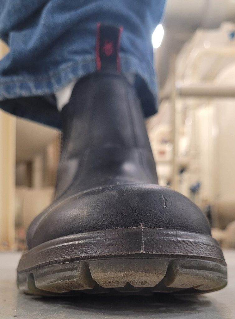 Redback Easy Escape Review: A Field Test of Australian Work Boots ...