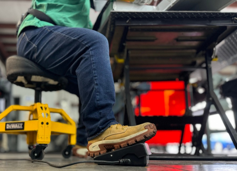 Cat Invader Boots Review | Work Boot Or Work Sneaker? | Stridewise