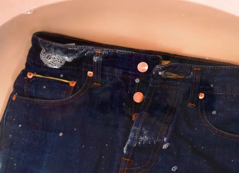 How to Break in Jeans Fast: The Right Way and Wrong Way to Soften Raw ...